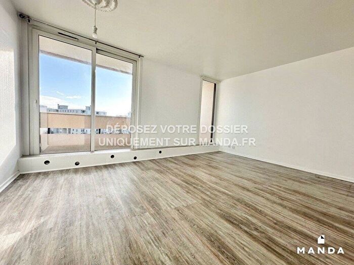 Appartement à louer - Nouveaux Horizons-Coudrays, Élancourt - 3 pièces - 2 chambres