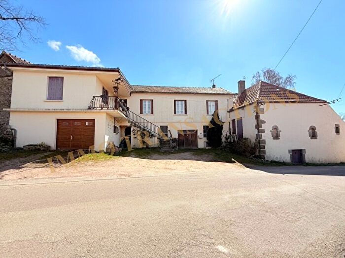 Maison 7 pièces à vendre à La Roche-en-Brenil