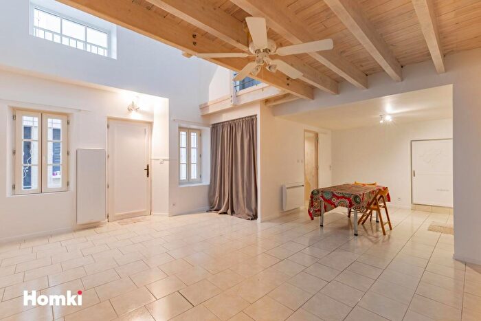 Maison à vendre - Vinassan - 6 pièces - 5 chambres