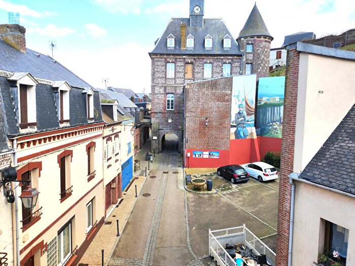 Appartement à vendre - Le Tréport - 2 pièces - 1 chambre