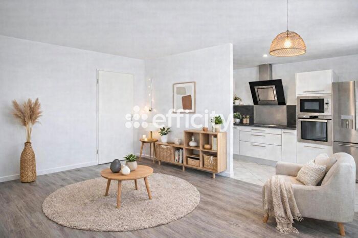 Appartement 4 pièces à Créteil, Côte dOr, Sarrazins, à vendre
