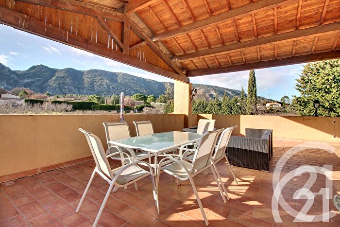 Appartement à louer - Maubec - 3 pièces - 2 chambres