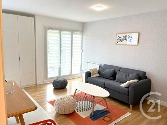 Appartement à louer - Évreux, Clos-au-Duc, Le Buisson - 1 pièce