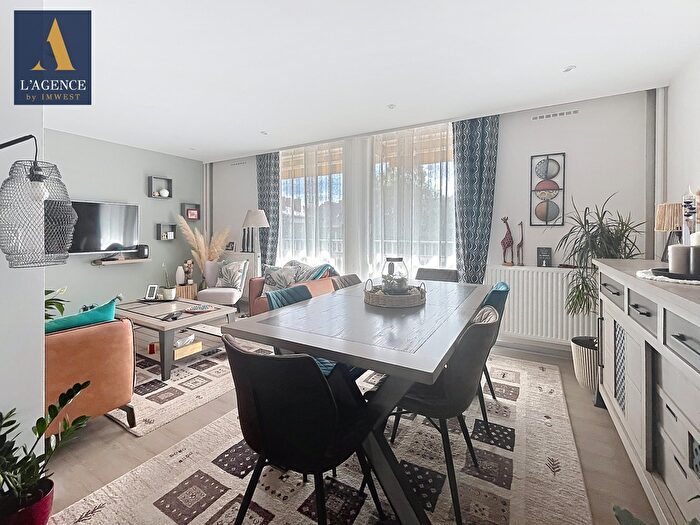 Appartement 4 pièces à Lorient, Centre-ville, à vendre