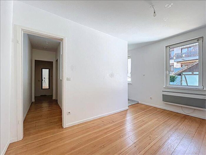 Appartement à louer - Robertsau Centre, Strasbourg - 1 pièce