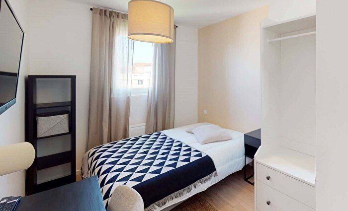 Centre Ville-Rive Gauche, Rouen : Appartement 1 pièce à louer