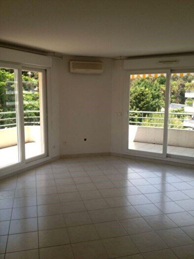 Appartement à louer - Vaug, Villeneuve-Loubet - 4 pièces - 3 chambres