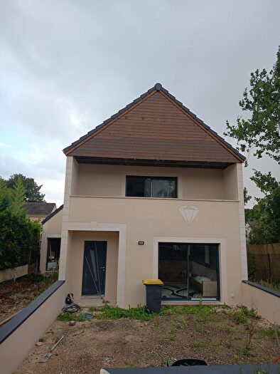 Maison 5 pièces à Vaux-sur-Seine, à vendre