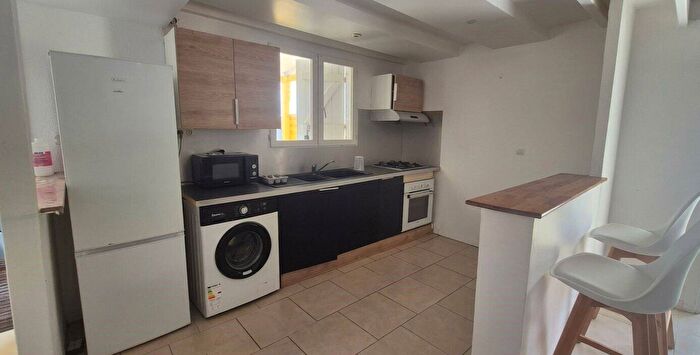 Maison à louer - Sainte-Rose - 3 pièces - 2 chambres