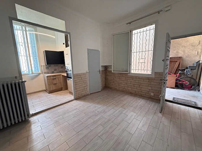 Appartement à vendre - Marseille e , La Blancarde - 3 pièces - 2 chambres