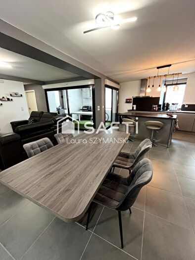 Appartement à vendre - Boulay-Moselle - 3 pièces - 2 chambres