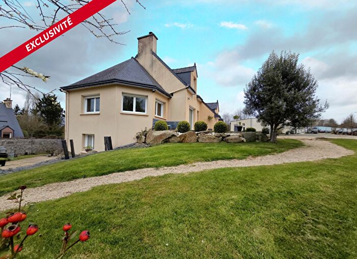 Maison à vendre - Pédernec - 7 pièces - 5 chambres