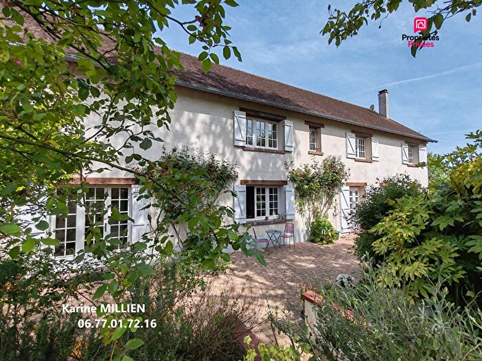 Maison à vendre - Dreux - 9 pièces - 5 chambres