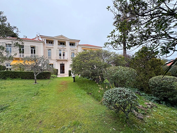 Appartement à vendre - Cannes, Petit Juas - 2 pièces - 1 chambre