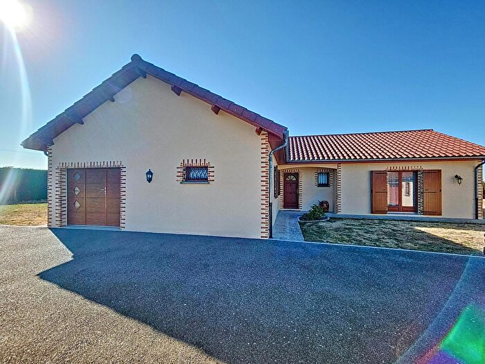 Maison 6 pièces à Saint-Pont, à vendre