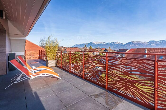 Appartement à vendre - Poisy - 5 pièces - 4 chambres