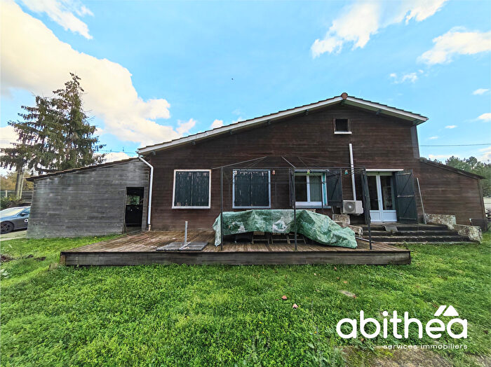 Maison à vendre - Bedenac - 4 pièces - 3 chambres