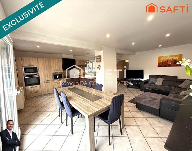 Maison à vendre - Sainte-Croix-aux-Mines - 9 pièces - 6 chambres