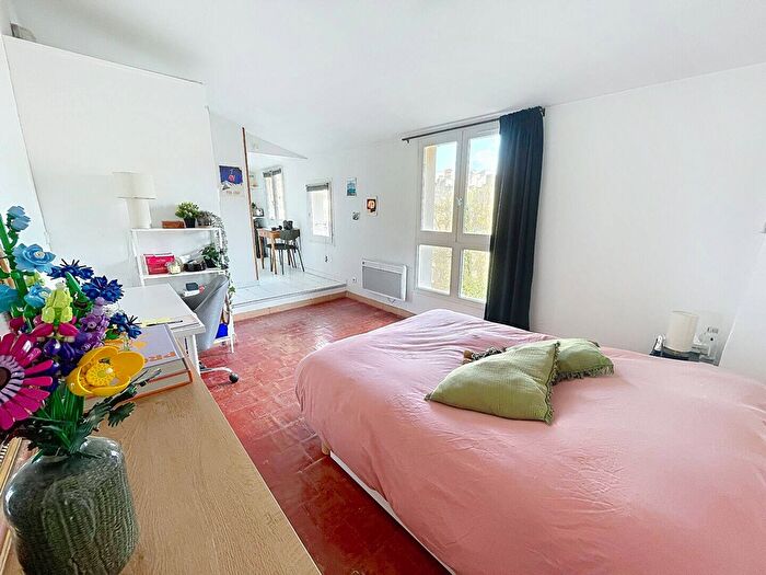 Appartement à louer - Centre Ville, Aix-en-Provence - 1 pièce