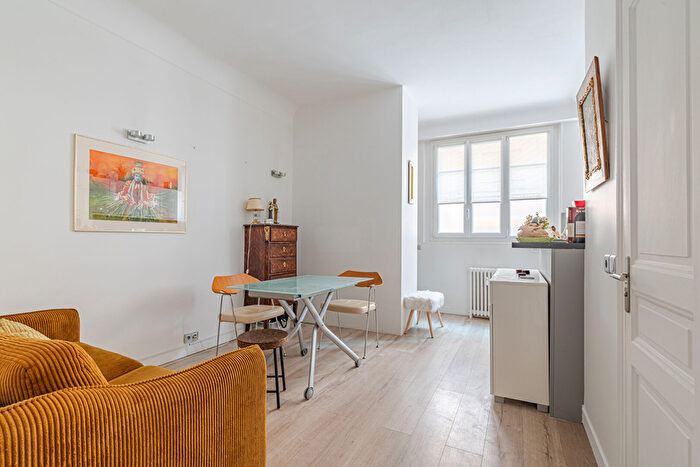 Appartement 2 pièces à vendre à Paris 15ème, Vaugirard, Parc des Expositions