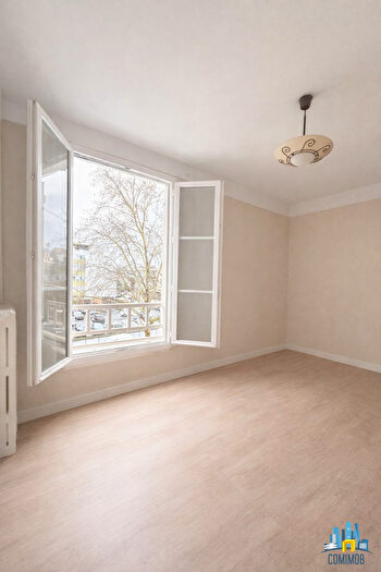 Appartement à vendre - Colombes, Europe - 3 pièces - 2 chambres