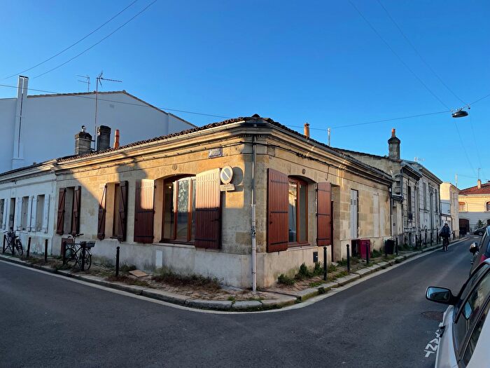 Maison à louer - Bordeaux, Judaïque - 7 pièces - 4 chambres