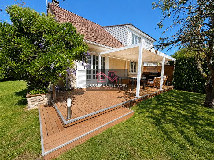 Maison 4 pièces à Roissy-en-Brie, à vendre