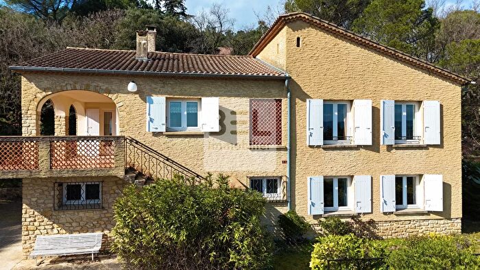 Maison à vendre - Bagnols-sur-Cèze, LAncise, Chaudeyrac, Montigal - 10 pièces - 6 chambres