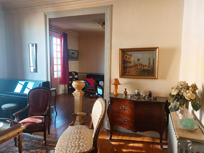 Appartement à vendre - Vichy - 4 pièces - 3 chambres