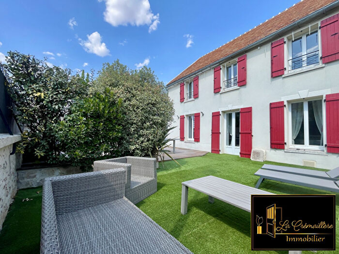 Maison 6 pièces à La Forêt-le-Roi, à vendre