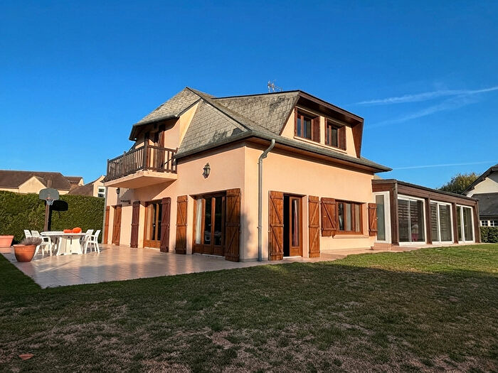Maison 5 pièces à vendre à Saint-Lubin-des-Joncherets
