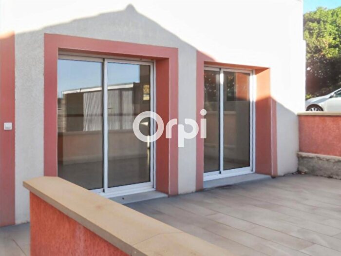 Appartement à louer - Les Halles - 3 pièces - 2 chambres