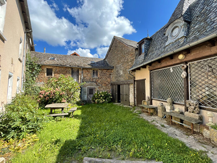 Maison à vendre - Baraqueville - 8 pièces - 6 chambres