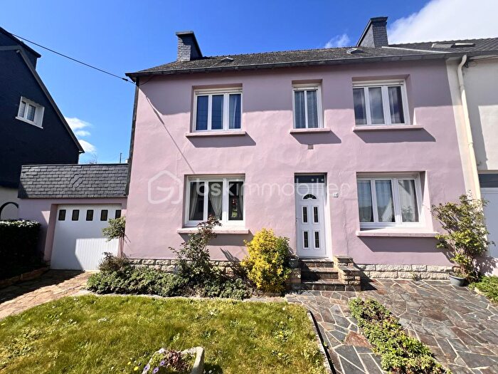 Maison à vendre - Châteaulin - 5 pièces - 4 chambres