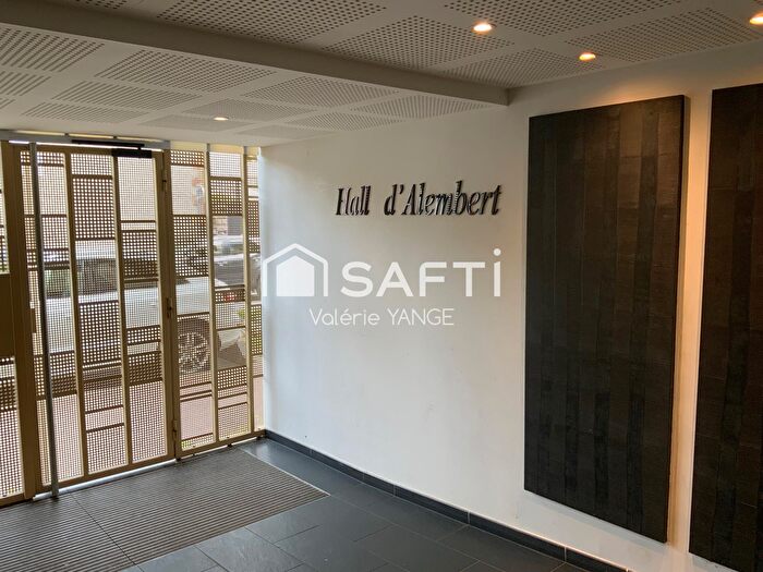 Appartement 2 pièces à vendre à Nanterre, Parc Sud