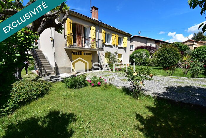 Digne-les-Bains, Centre-ville, Bourg : Maison 6 pièces à vendre
