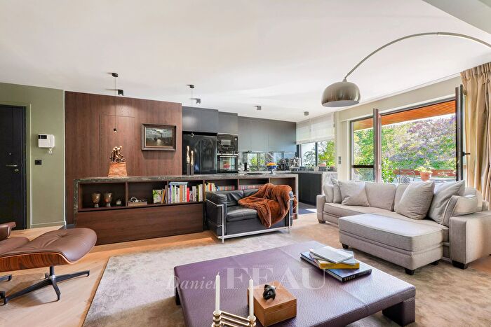 Appartement à vendre - Saint-Cloud, Fouilleuse, Val dOr - 4 pièces - 2 chambres