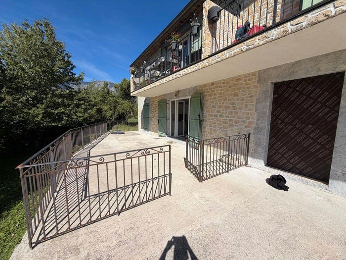 Appartement 4 pièces à louer - La Bollène-Vésubie