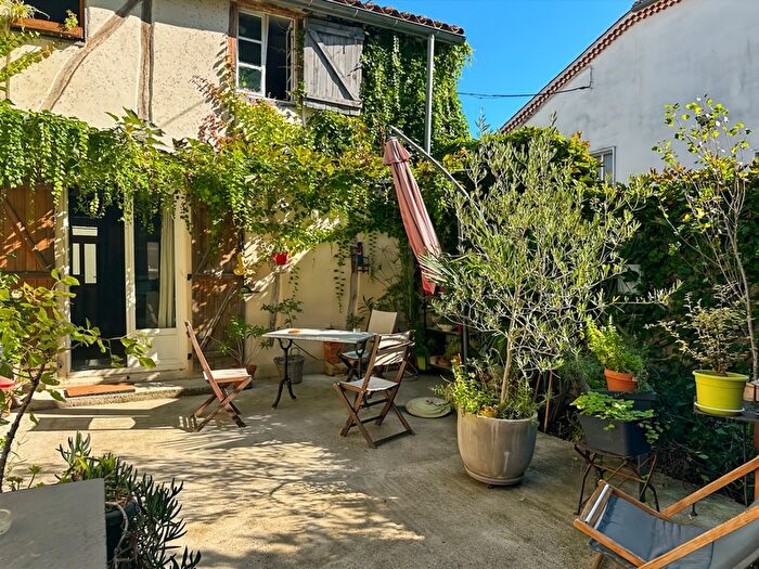 Maison à vendre - Bassoues - 8 pièces - 5 chambres