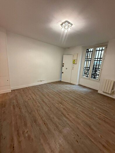 Appartement à louer - Goutte dOr-Château Rouge, Paris ème arrondissement - 1 pièce