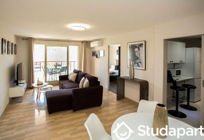 Centre-ville, Cannes : Appartement 2 pièces à louer