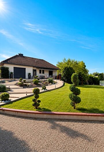 Saulon-la-Chapelle : Maison 6 pièces à vendre