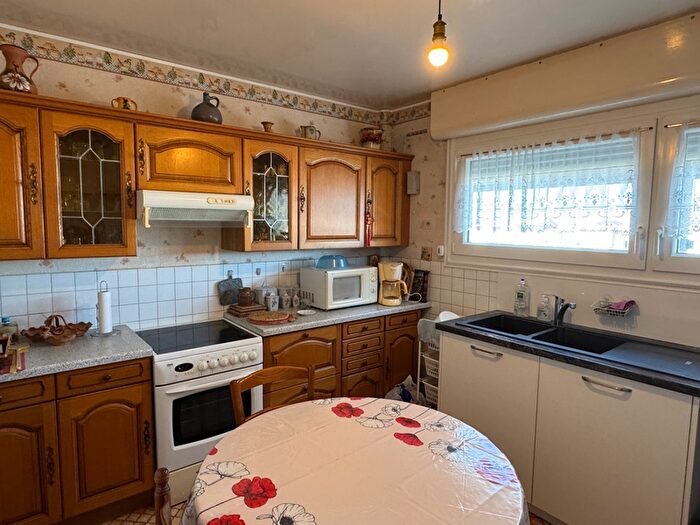 Appartement à vendre - Saint-Dizier, Gigny, Centre-ville - 4 pièces - 2 chambres