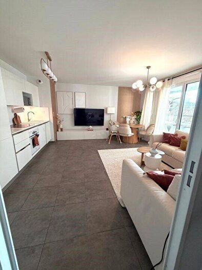 Croix Luizet, Villeurbanne : Appartement 3 pièces à louer