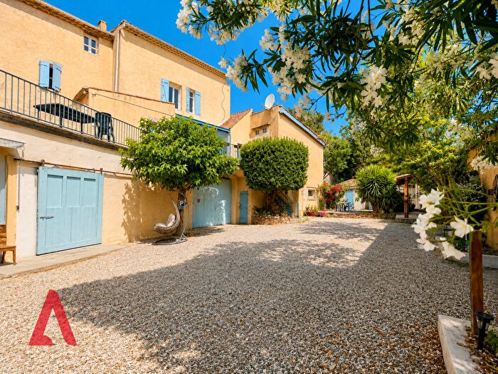 Maison 10 pièces à vendre à Roujan