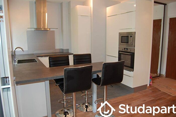 Appartement à louer - Le Centre, Meudon - 2 pièces - 1 chambre