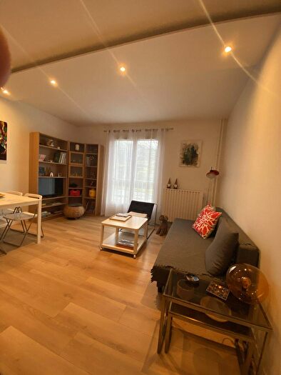 Appartement 2 pièces à Saint-Jean-en-Royans, à louer