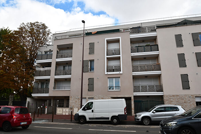 Appartement à vendre - Livry-Gargan, Nord - 3 pièces - 2 chambres