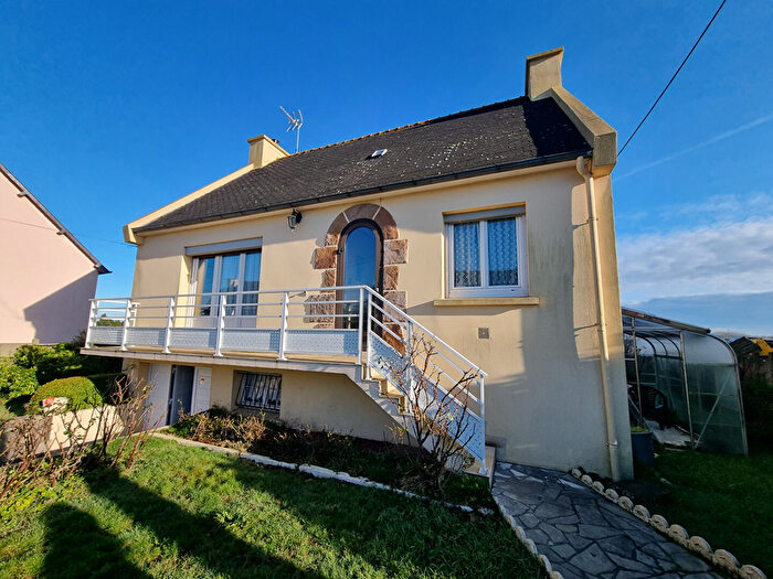 Maison à vendre - Pédernec - 6 pièces - 3 chambres