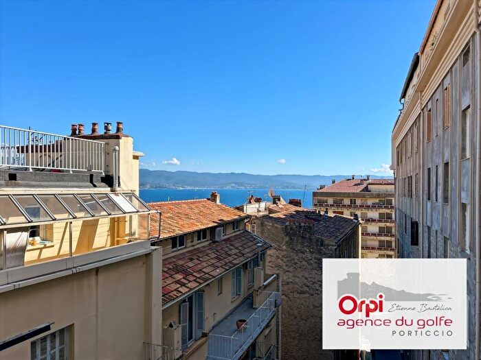 Appartement à louer - Balestrino, Ajaccio - 2 pièces - 1 chambre